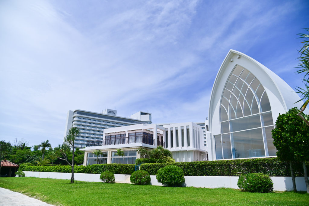 ザ・ヨミタンリゾート アクアグレイス・チャペル The Yomitan Resort Aqua Grace Chapel – わかりやすい観光 ...